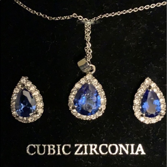 Jewelry | Cubic Zirconia Gift Box Necklace Set With Studs | Poshmark
